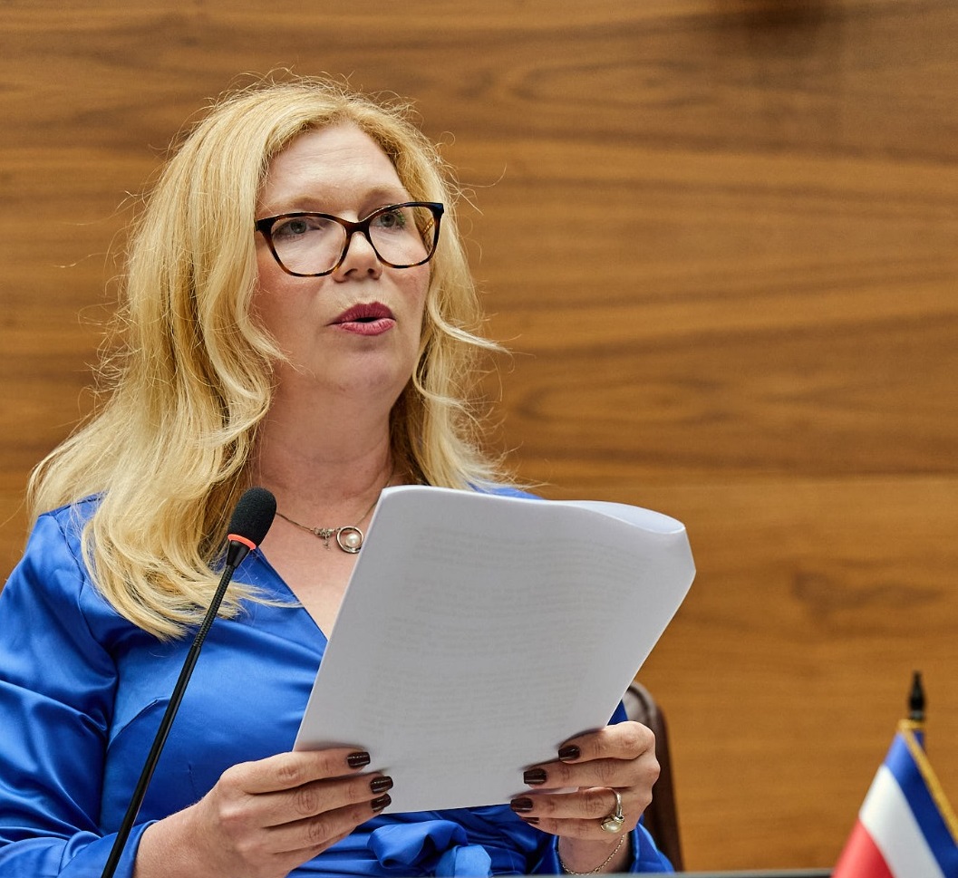 Diputada Cynthia Córdoba dará voto a Rodrigo Arias