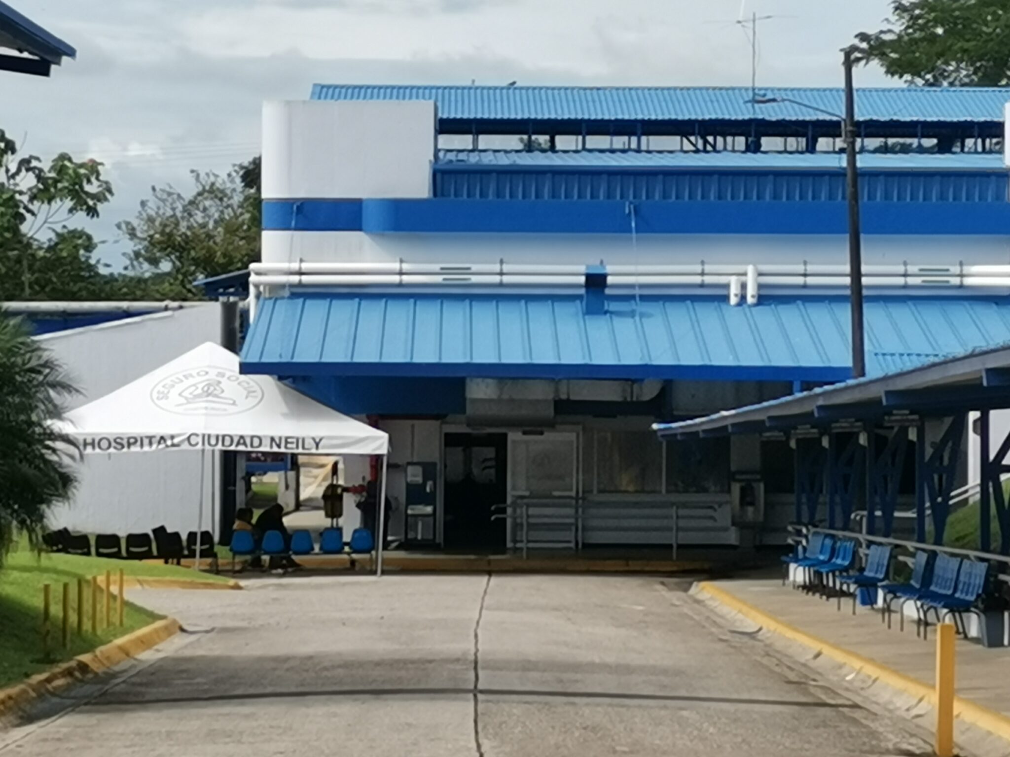 Hospitales Bruncas con un mamógrafo para miles de mujeres