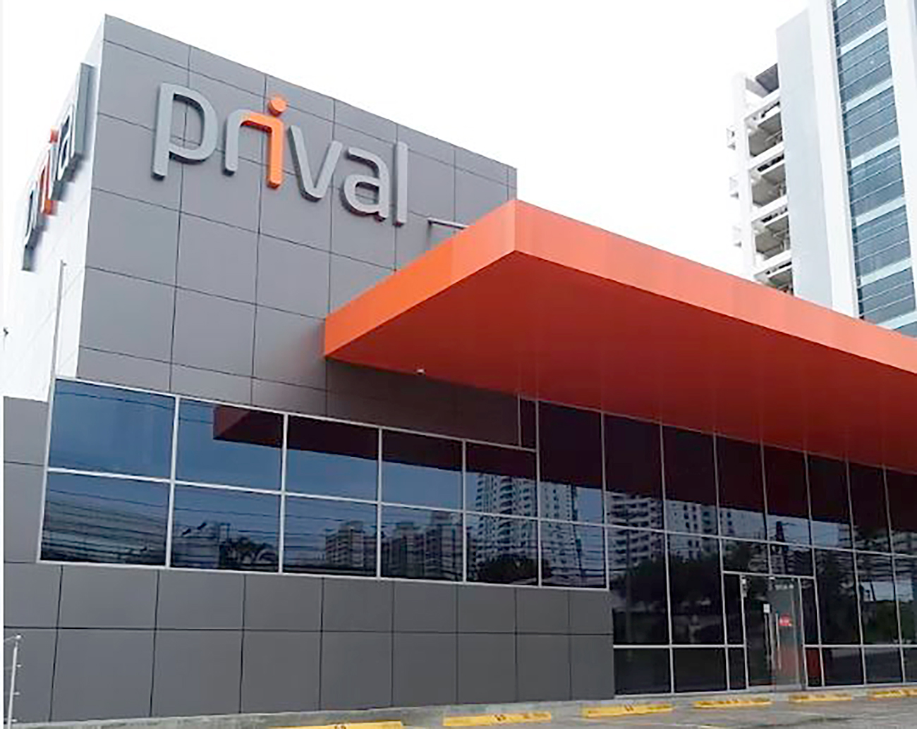 Prival Bank anuncia cese de operaciones - Diario Extra