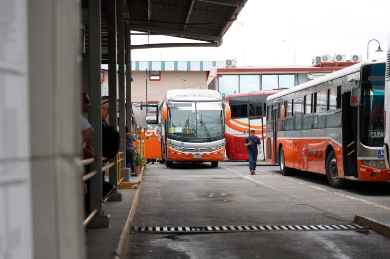 Puriscaleños seguirán con servicio de autobús por un mes más