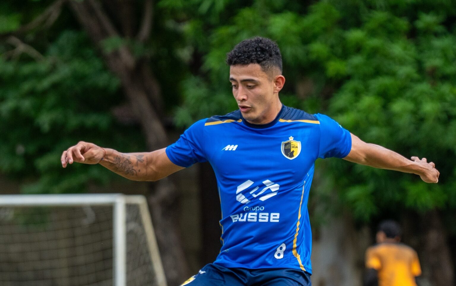 Daniel Chacón se volvió a romper el ligamento cruzado anterior