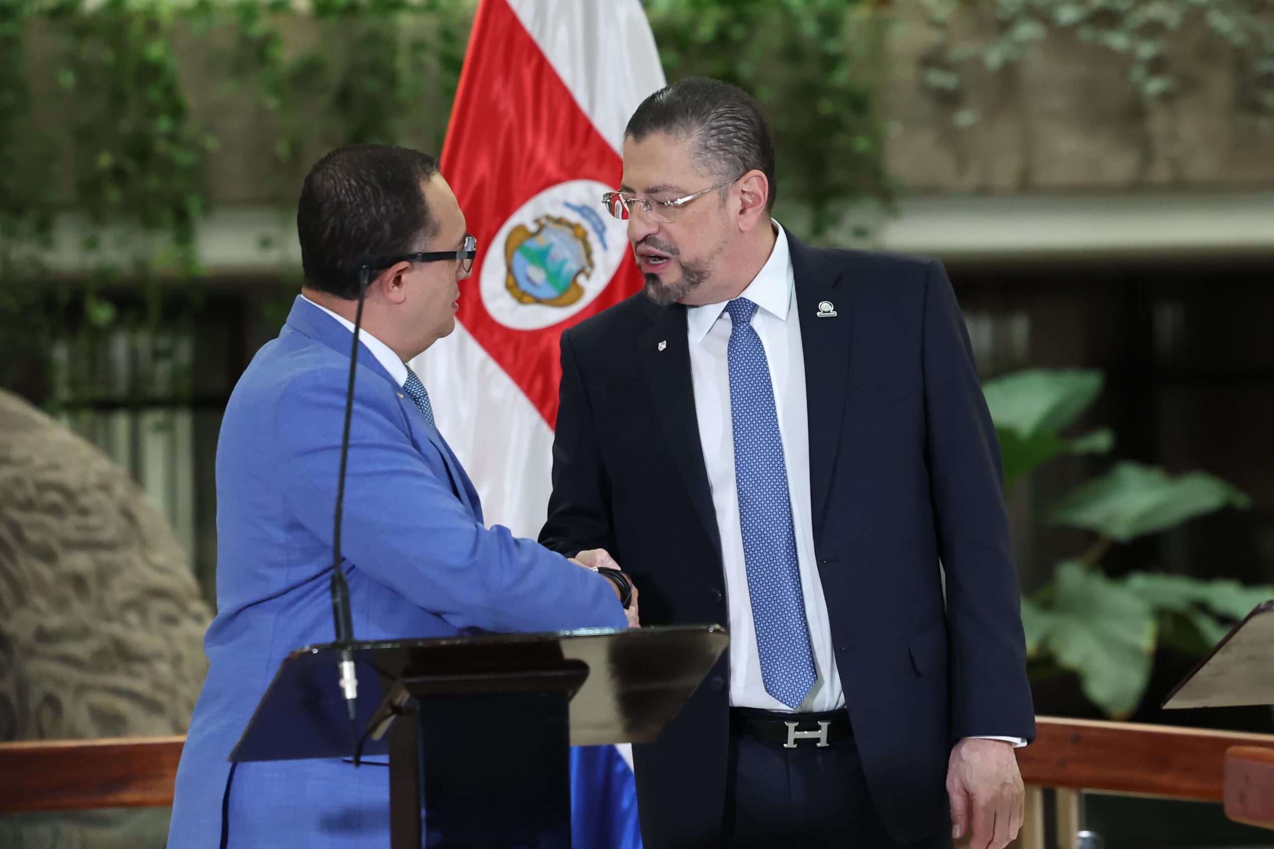 Gerald Campos a Randall Zúñiga: "no se vale mentirle a los costarricenses"