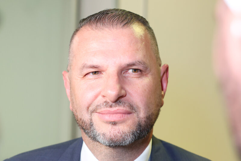 Celso Gamboa habría presentado falsa justificación para faltar a una ...