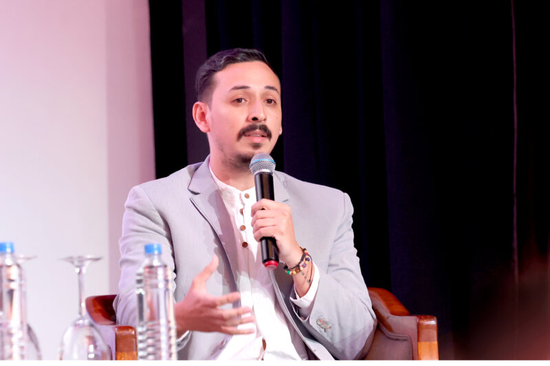 Ariel Robles presenta plan de gobierno vía streaming