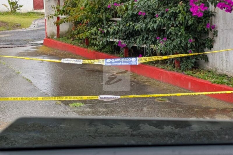 Fotos: Clausurado popular motel en Cartago